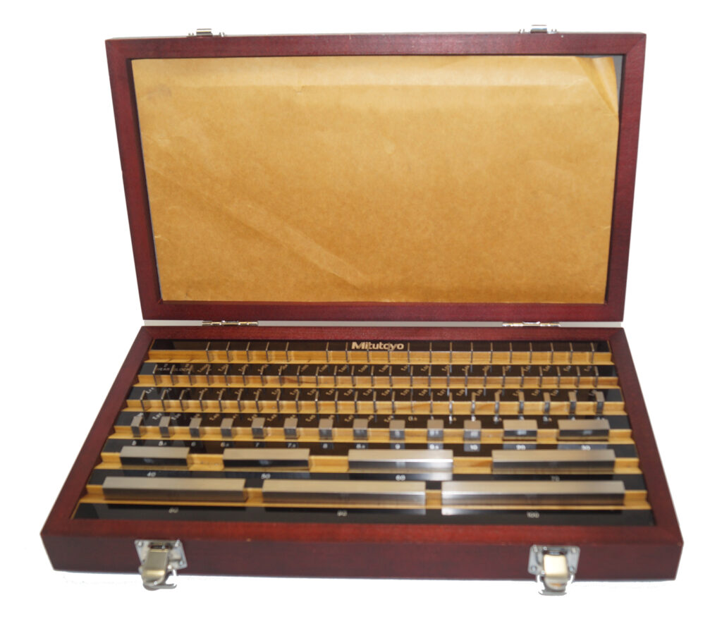 Mitutoyo Gage Block Set 516-947-26 » ToolingCrib.com
